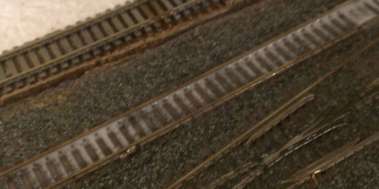 How to Realistically Ballast Your Track – The Model Railroad Benchwork Store