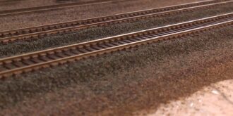 How to Realistically Ballast Your Track – The Model Railroad Benchwork ...