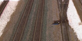How to Realistically Ballast Your Track – The Model Railroad Benchwork ...