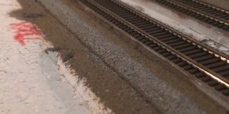 How to Realistically Ballast Your Track – The Model Railroad Benchwork ...