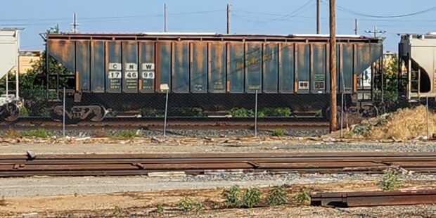 Covered Hoppers/Photo Resources – The Model Railroad Benchwork Store