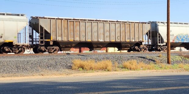 Covered Hoppers/Photo Resources – The Model Railroad Benchwork Store