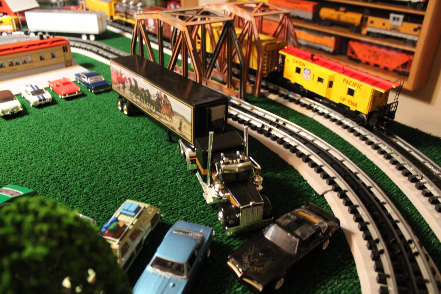 Tom & Dana’s O Scale Layout Build – The Model Railroad Benchwork Store